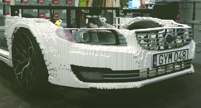 Volvo V70 byggd i Lego - Autonytt